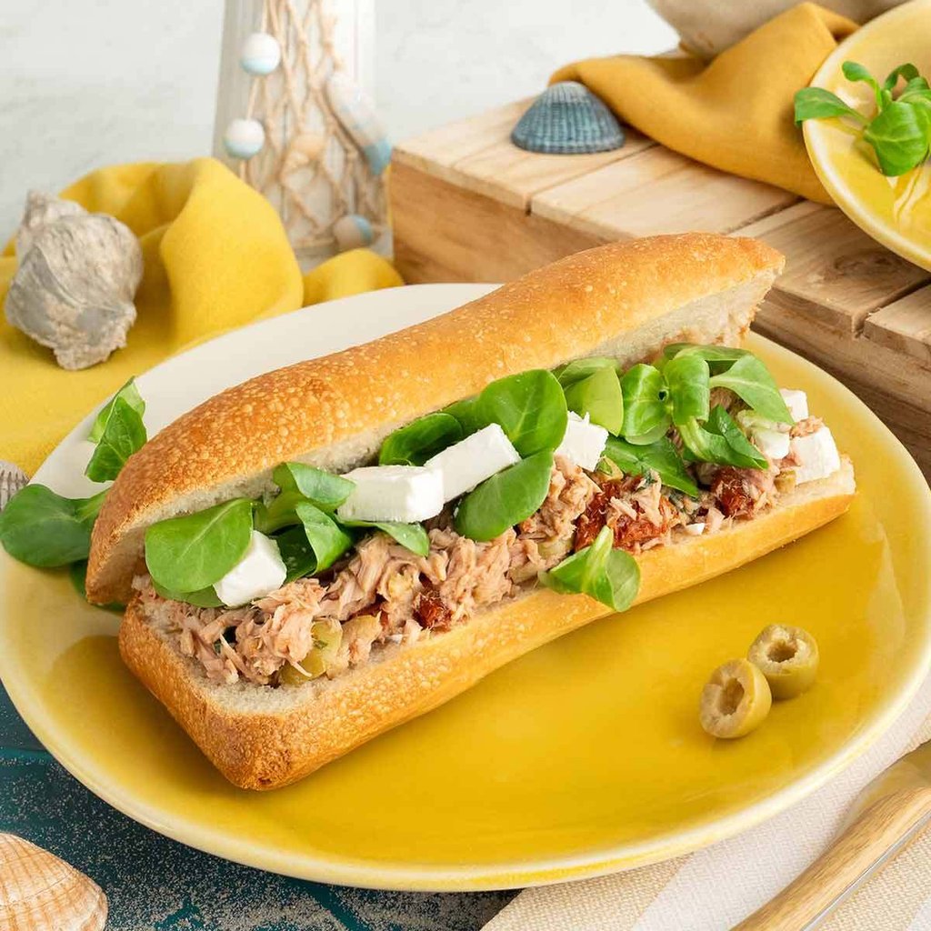 tuna bread roll logo